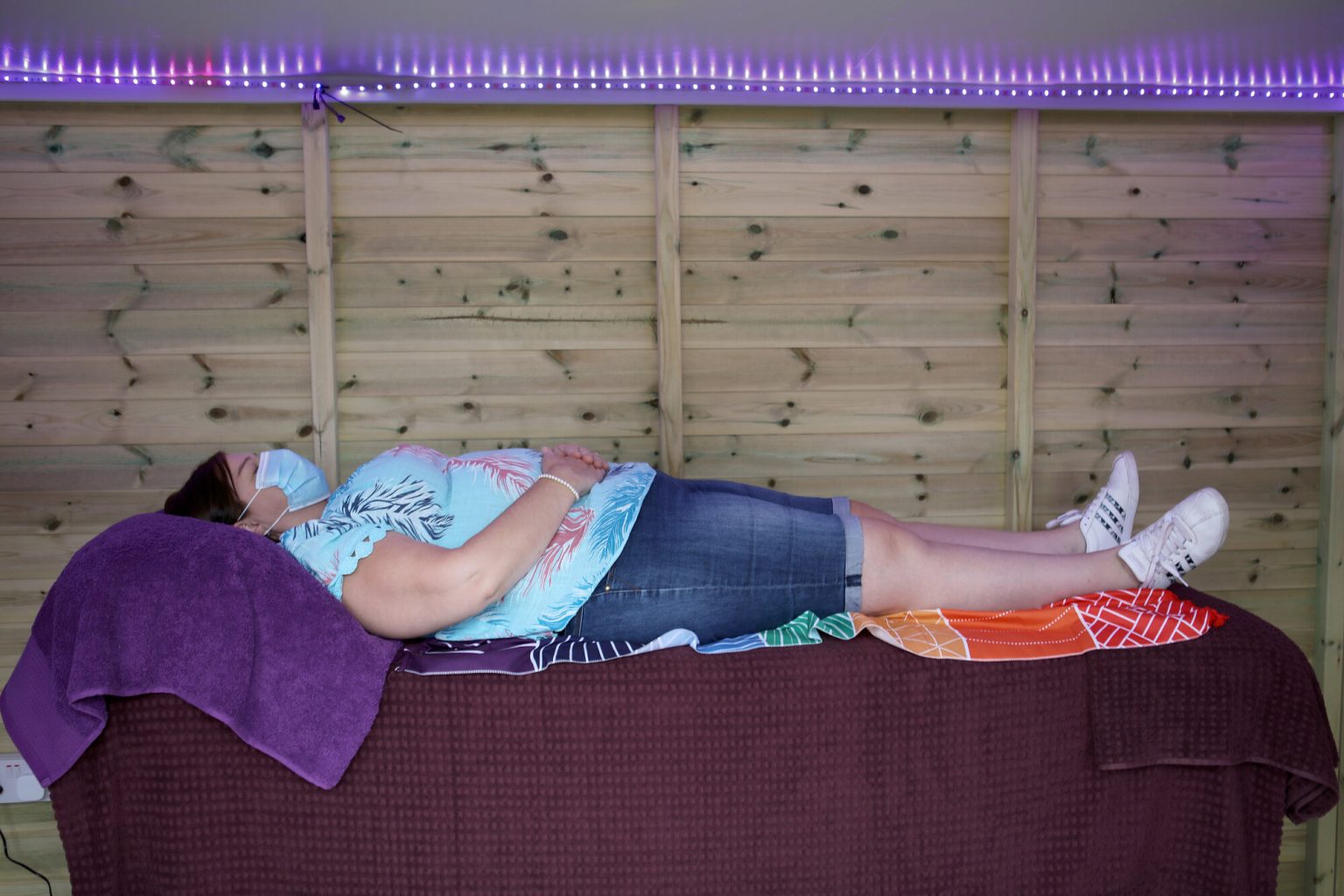 Chromotherapy Sessions - (in person) - MamaLippys